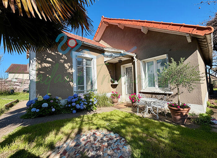 Maison à vendre - Rosny-sur-Seine - 5 pièces - 4 chambres