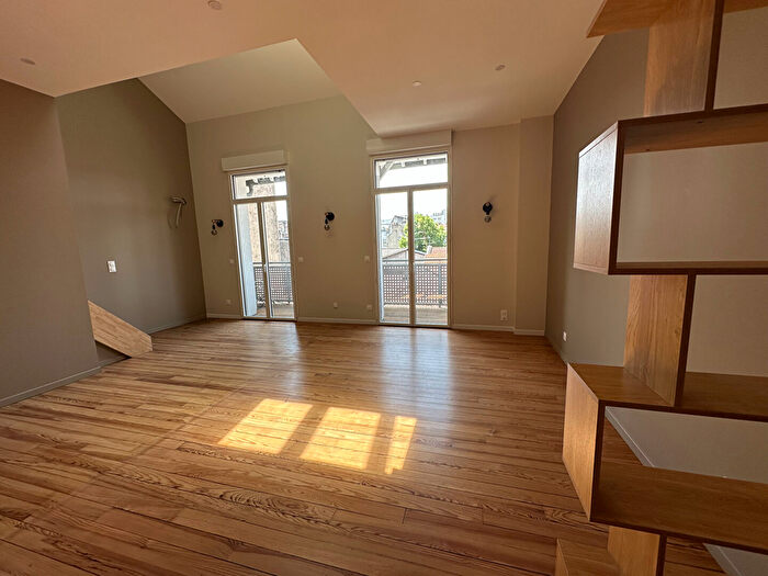 Appartement à vendre - Pau, Centre-ville - 4 pièces - 3 chambres