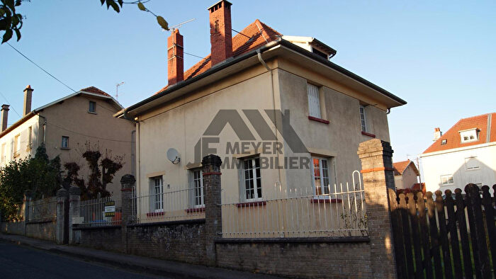 Maison à vendre - Pompey - 7 pièces - 5 chambres