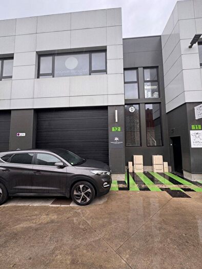 Appartement à louer - Communes, Romainville - 1 pièce