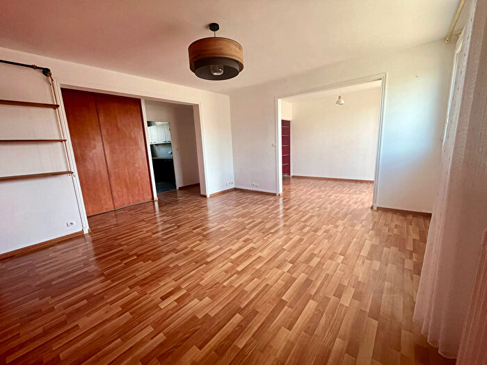 Joué-lès-Tours, Centre-ville - Appartement 3 pièces à louer