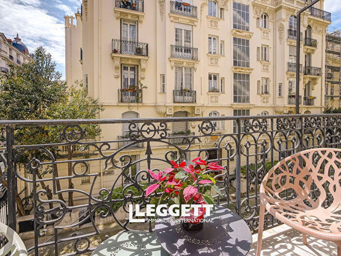 Appartement à vendre - Nice, Saint-Lambert, Bas-Cimiez - 7 pièces - 5 chambres