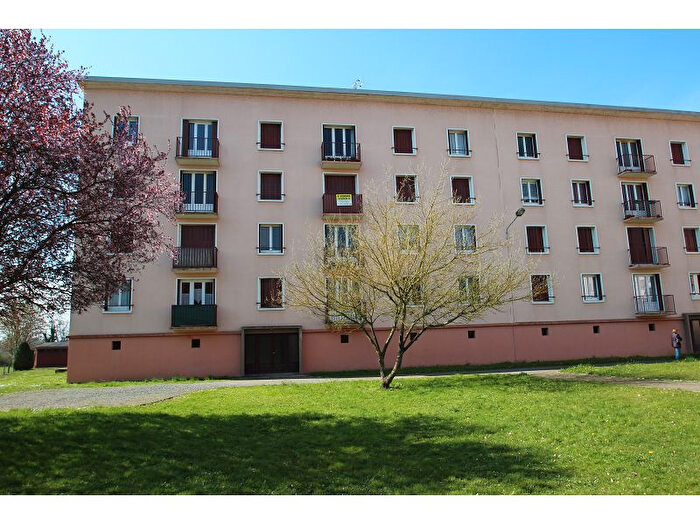 Appartement à vendre - Decize - 4 pièces - 3 chambres