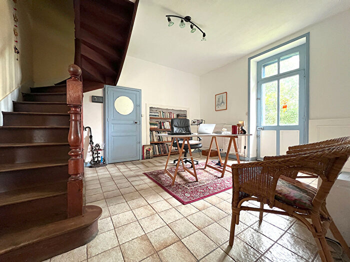 Maison à vendre - La Montagne - 8 pièces - 4 chambres