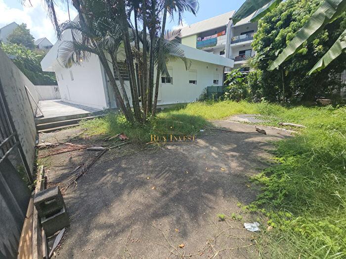 Maison à vendre - Saint-André, Mille Roches, Rivière du Mât les Hauts, Porte des Salazes - 5 pièces - 3 chambres