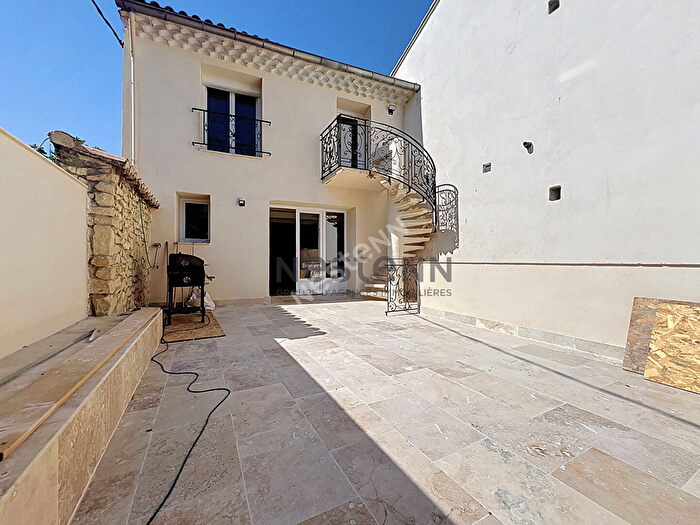 Orange, Colline, Etang : Appartement 3 pièces à vendre