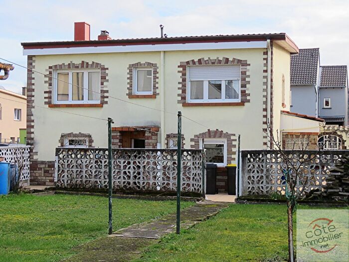 Maisons à vendre et appartements à louer - 3