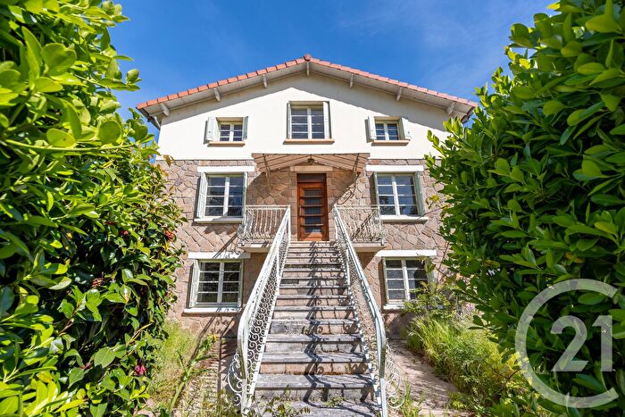 Maison 11 pièces à vendre à Carmaux