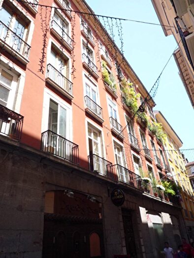 Appartement à louer - Grenoble, Centre-ville - 4 pièces - 3 chambres