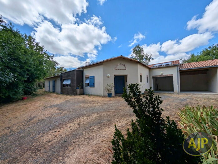 Maison 5 pièces à vendre - La Bernardière