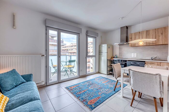 Appartement 1 pièce à Nice, Riquier, à vendre