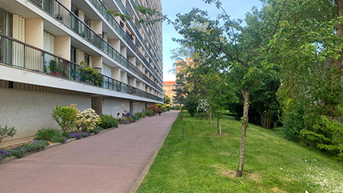 Appartement 2 pièces à vendre à Villejuif, Centre-ville