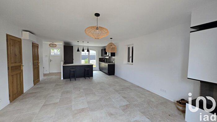 Maison à vendre - Le Puy-Sainte-Réparade - 4 pièces - 3 chambres