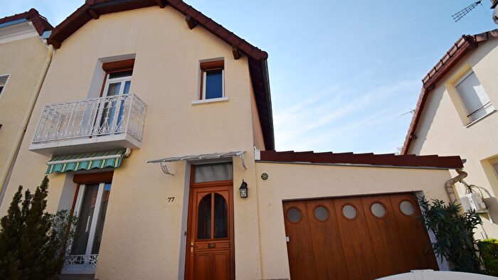 Maison à vendre - Vichy, Les Graves - 3 pièces - 2 chambres