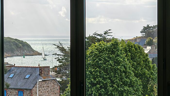 Pléneuf-Val-André : Appartement 5 pièces à vendre