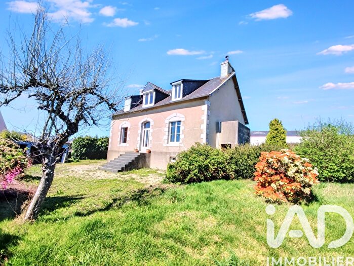 Maison à vendre - Plougonven - 7 pièces - 5 chambres