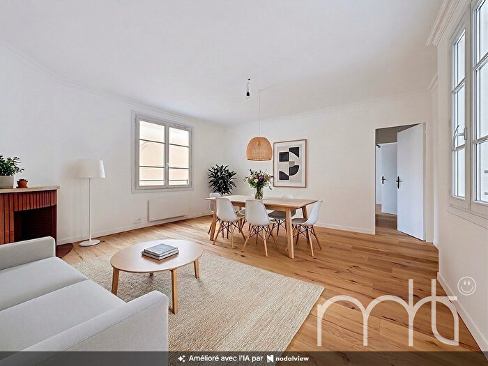 Appartement 3 pièces à vendre à Courbevoie, Gambetta, La Défense