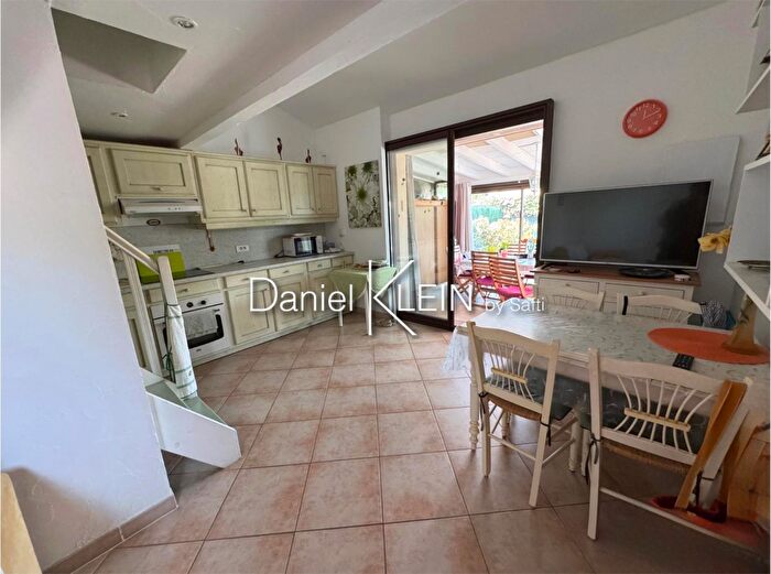 Maison 3 pièces à Tourrettes, à vendre