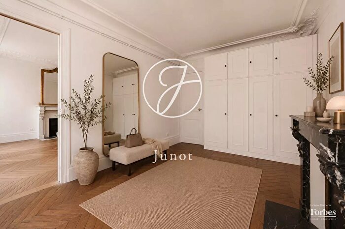 Appartement 3 pièces à Levallois-Perret, Front de Paris, à vendre