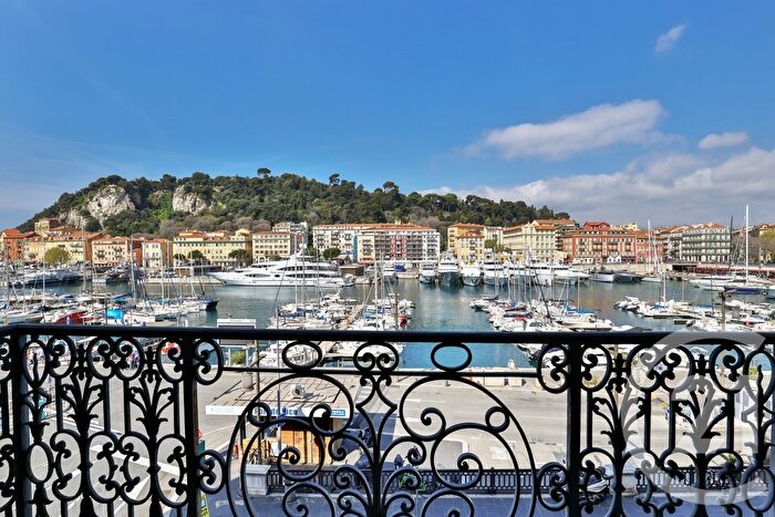 Appartement à vendre - Nice, Le Port - 3 pièces - 2 chambres