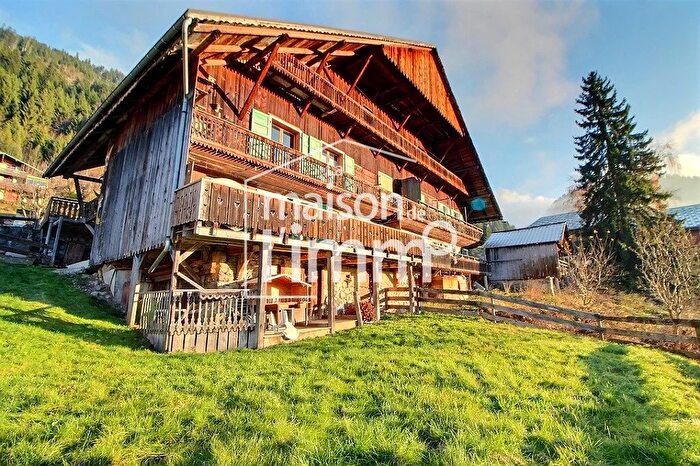 Maison à vendre - Châtel - 7 pièces - 6 chambres