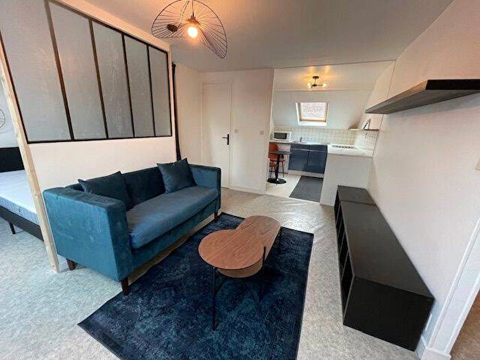 Appartement à louer - Saint-Quentin - 1 pièce