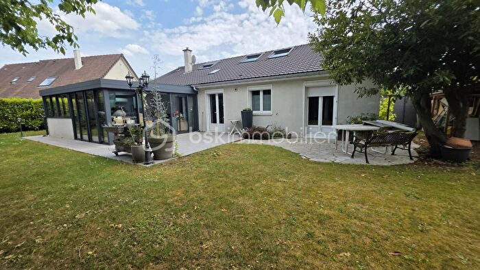 Saint-Germain-lès-Corbeil : Maison 7 pièces à vendre