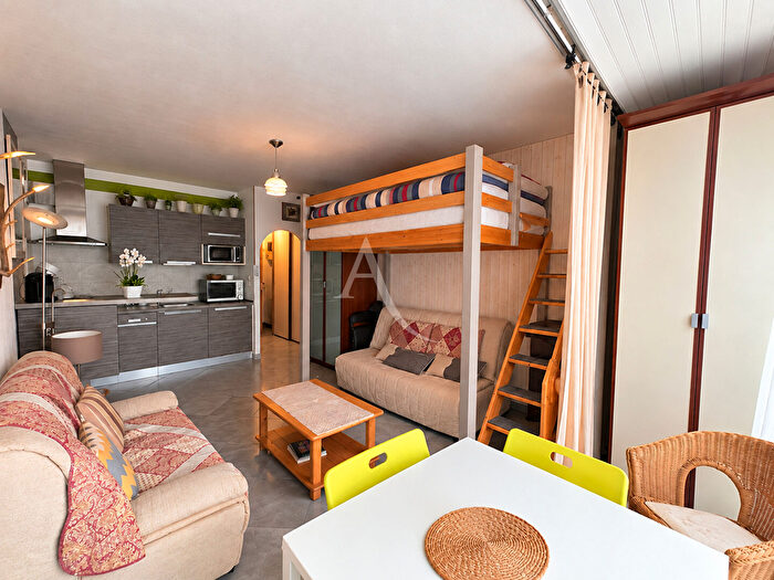 Les Angles - Appartement 1 pièce à vendre