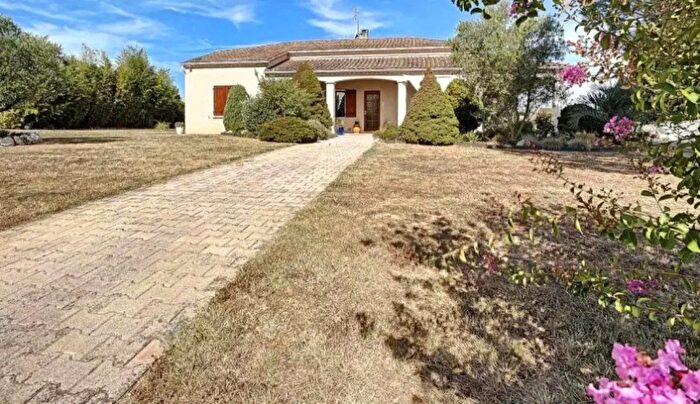 Maison à vendre - Miramont-de-Guyenne - 4 pièces - 3 chambres