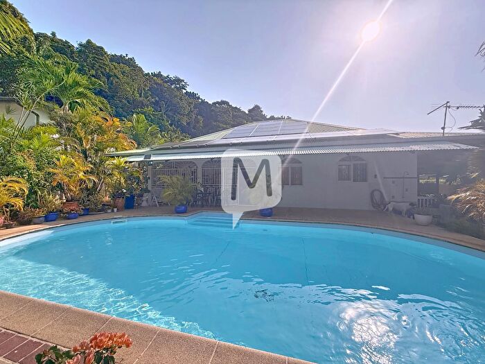 Maison à vendre - Remire-Montjoly - 5 pièces - 3 chambres