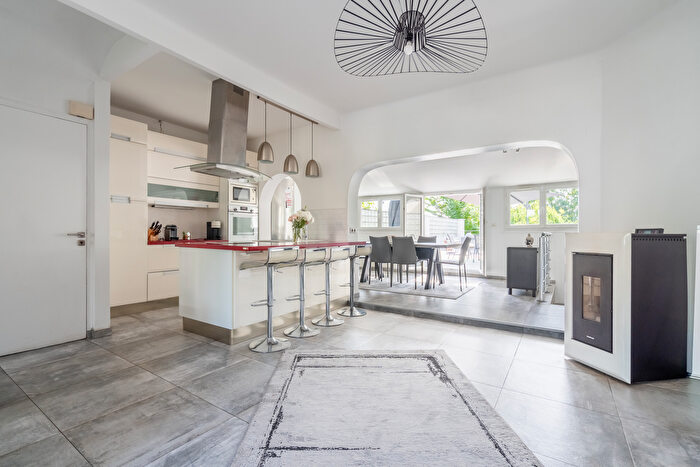 Pierrefitte-sur-Seine, Nord : Maison 5 pièces à vendre
