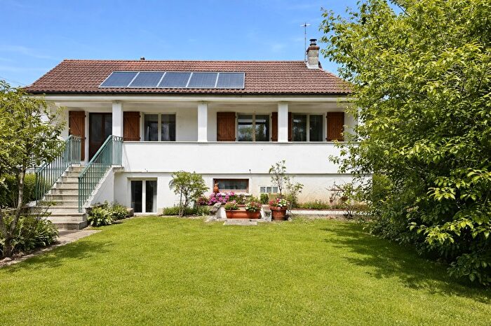 Maison à vendre - Chevigny-Saint-Sauveur - 8 pièces - 7 chambres