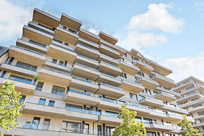 Appartement à louer - Colombes, Charles de Gaulle - 3 pièces - 1 chambre