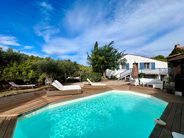 Maison à vendre - Quarante - 5 pièces - 3 chambres