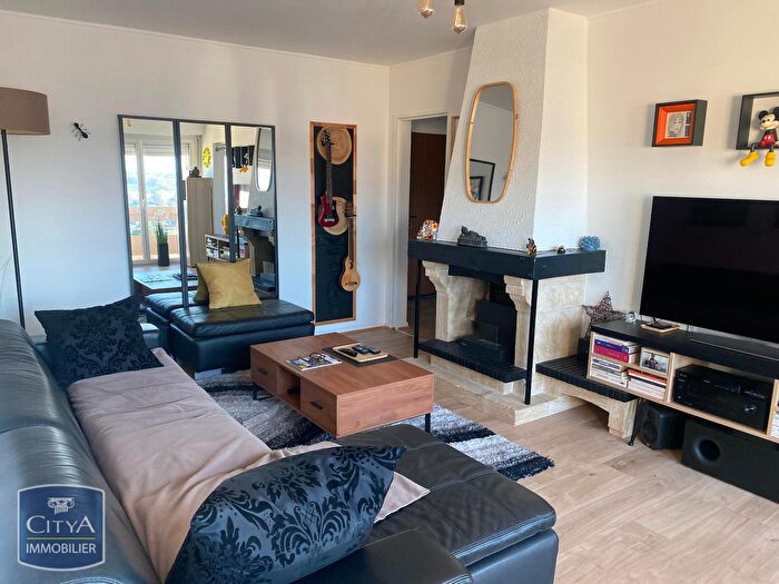 Appartement à vendre - Laval, Pavement - 4 pièces - 2 chambres