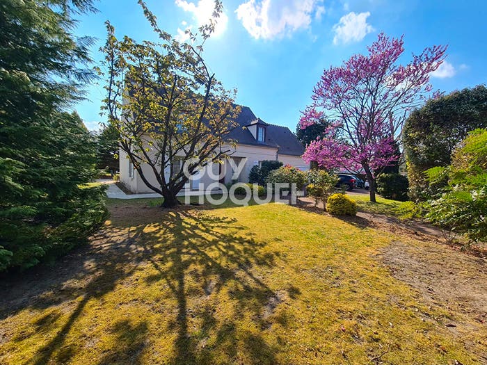 Maison 8 pièces à Saint-Sauveur, à vendre