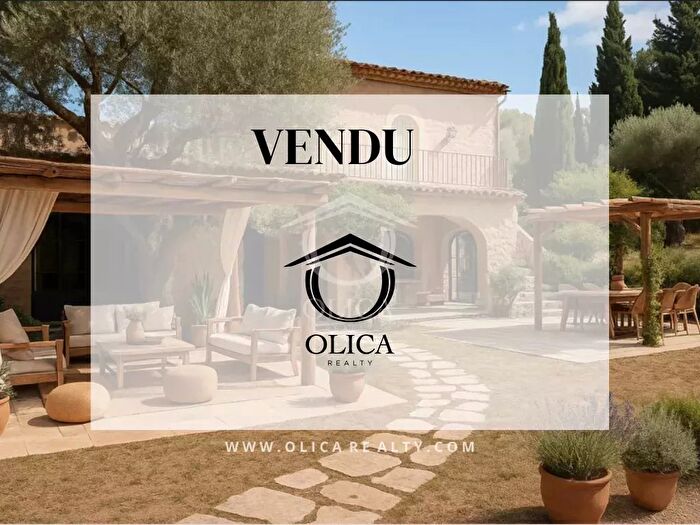 Maison à vendre - Mougins, Saint-Martin, Jylloue - 10 pièces - 4 chambres