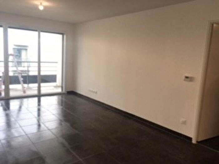 Appartement à louer - Bordeaux, Golf du Bordelais - 3 pièces - 2 chambres