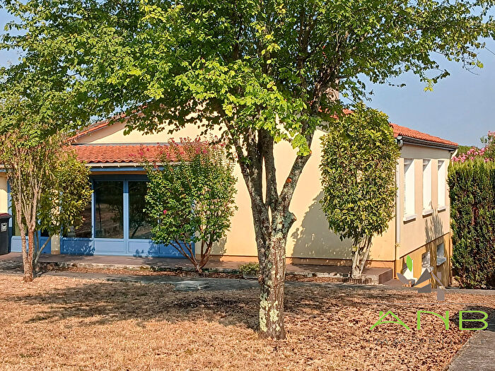 Ruelle-sur-Touvre - Maison 4 pièces à vendre