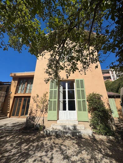 Marseille 12ème arrondissement - Maison 5 pièces à louer