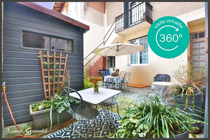 Maison à vendre - Sainte-Foy-la-Grande - 7 pièces - 3 chambres