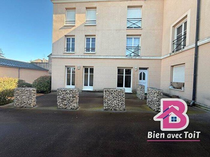 Appartement à louer - Sud Ville, Chartres - 3 pièces - 2 chambres