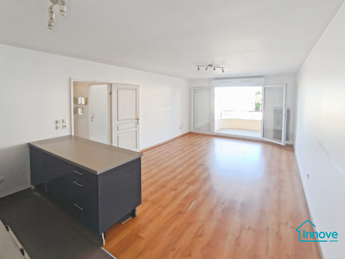 Appartement à vendre - Persan - 3 pièces - 2 chambres