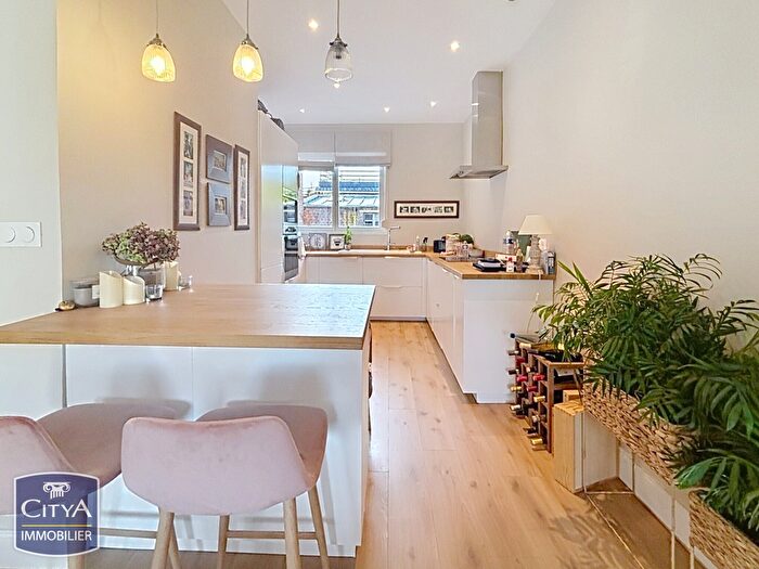 Appartement 4 pièces à Cambrai, Centre-Ville, Gare, à vendre