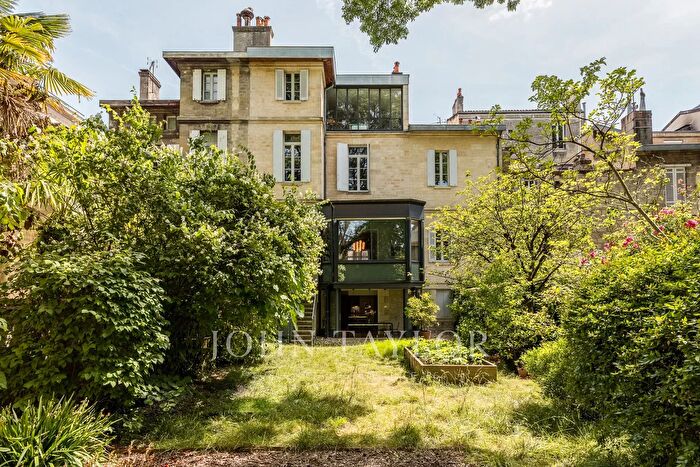 Bordeaux, Fondaudège : Maison 12 pièces à louer