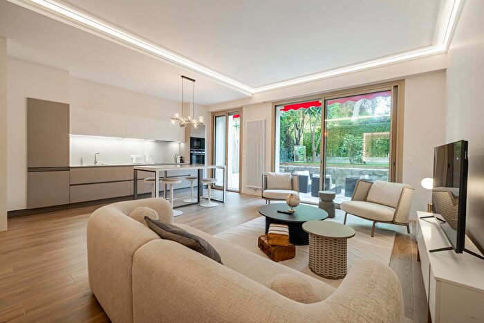 Appartement à vendre - Nice, Mont-Boron - 3 pièces - 2 chambres