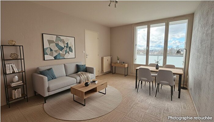 Fleury-les-Aubrais, Centre-ville, Lamballe : Appartement 3 pièces à vendre