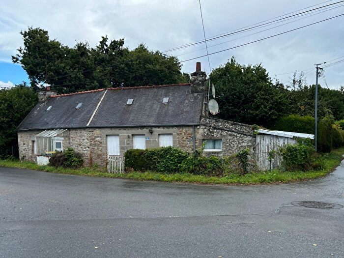 Maison à vendre - Plounévez-Moëdec - 2 pièces - 1 chambre