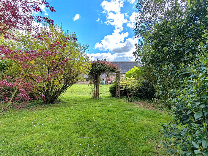 Maison à vendre - Le Theil-de-Bretagne - 10 pièces - 4 chambres
