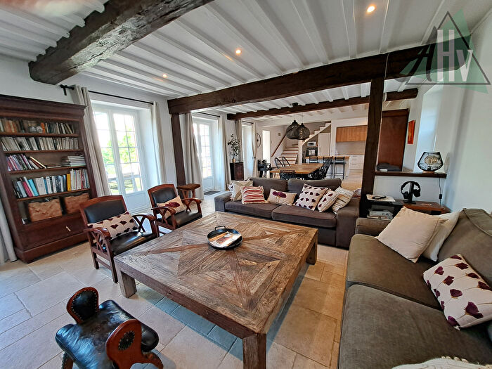 Maison à vendre - Villeneuve-lArchevêque - 7 pièces - 4 chambres